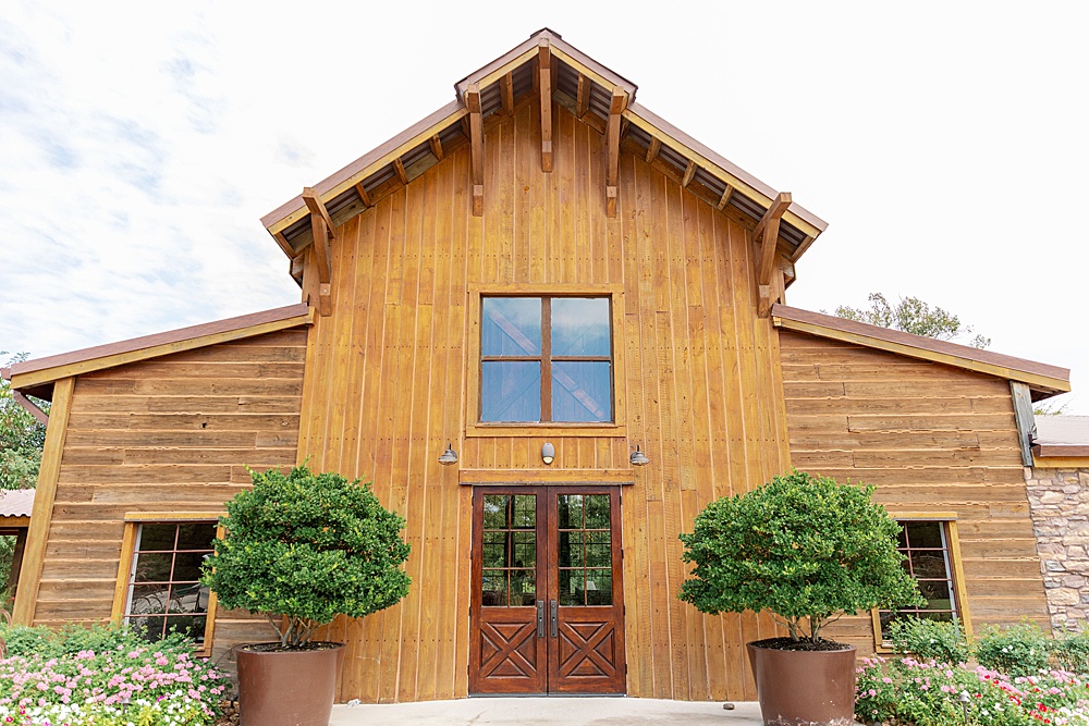Big Sky Barn - Cedar & Sage Studios